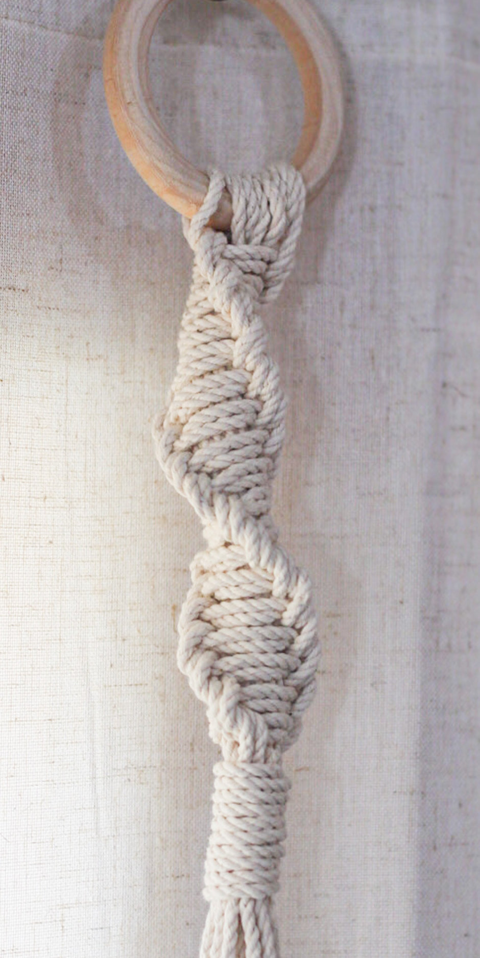 Graceful Knots & Weaves